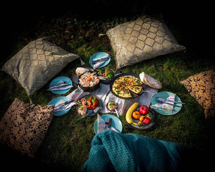 Picknick im Garten :: Pflanzensprache-Gartenblog, Pflanzenportraits ...
